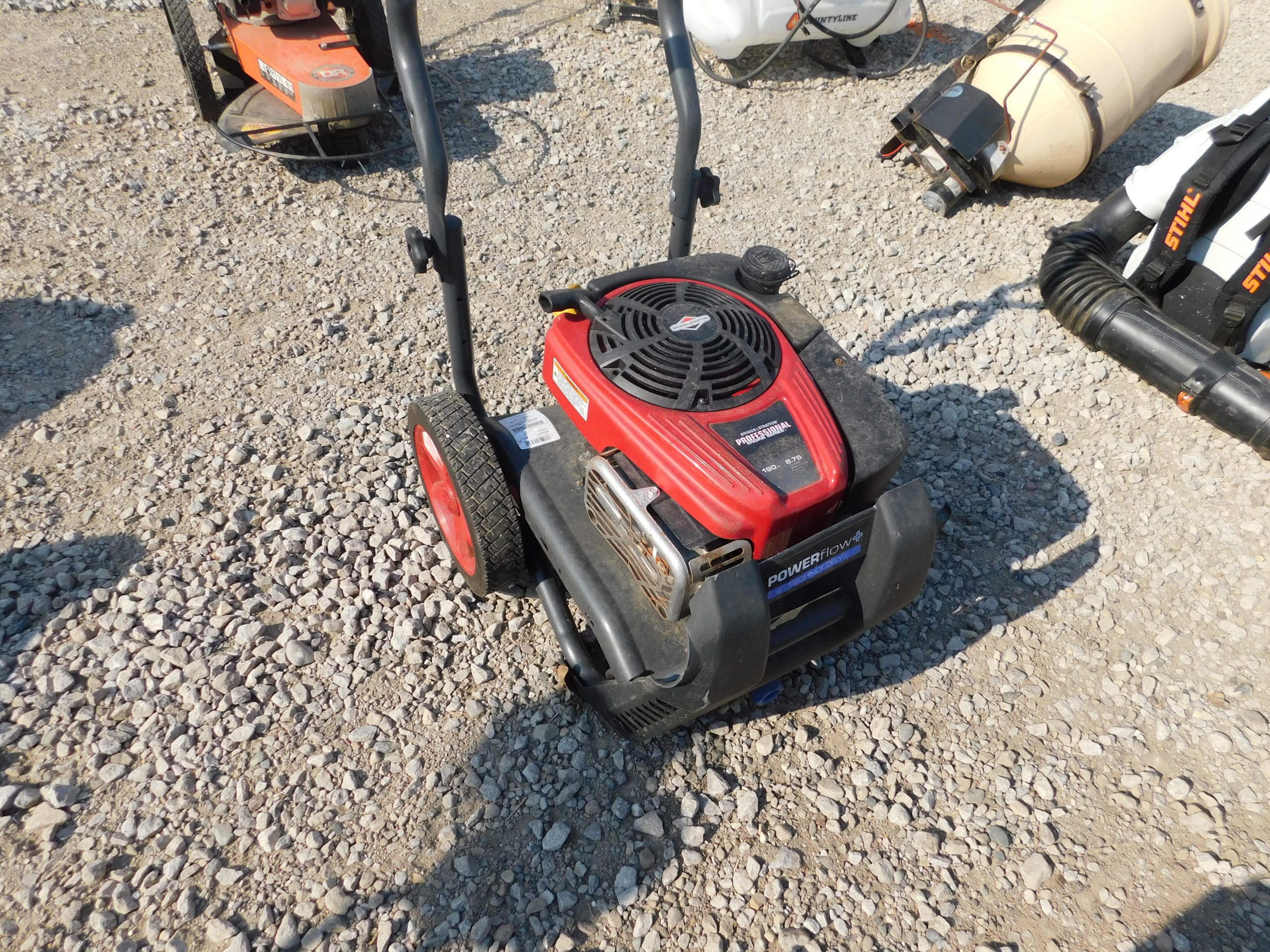 Live Auctions | Geyer Farm & Auction Service